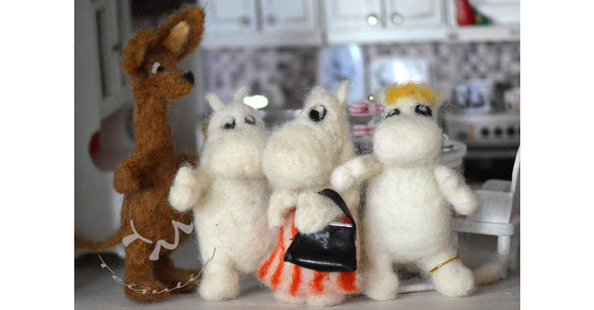 The world of Moomin miniatures - Fan creates a mini Moominvalley