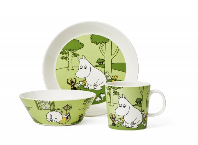 Ninny, the Invisible Child, finally gets her own Moomin mug by Arabia