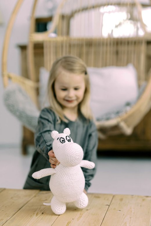 Moomin knitting with Novita - patterns, yarn and knitting books