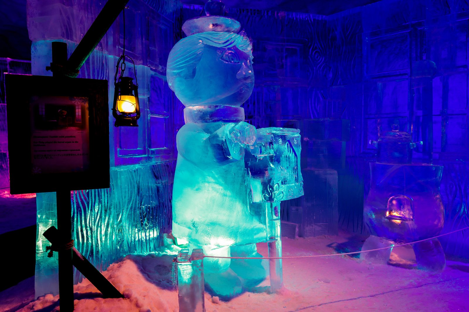 Coming to Finland? You should visit the Moomin ice sculpture exhibition