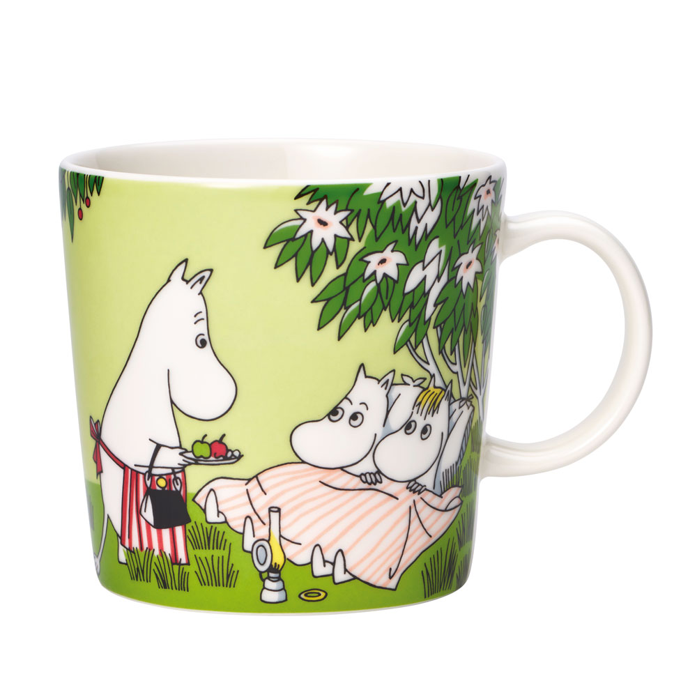 The summer 2020 Moomin mug - The Moomins enjoying a summer’s night