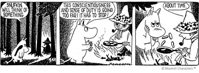 Snufkin comforts Moomintroll in Norway's special Moomin mug