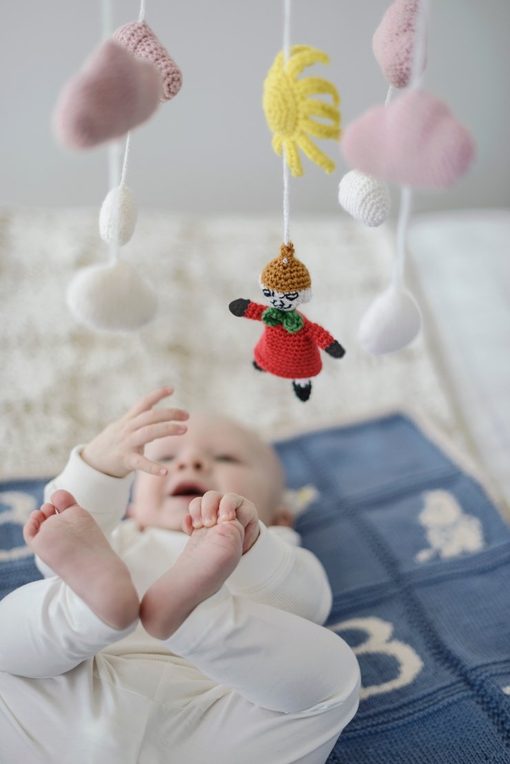 Moomin knitting with Novita - patterns, yarn and knitting books