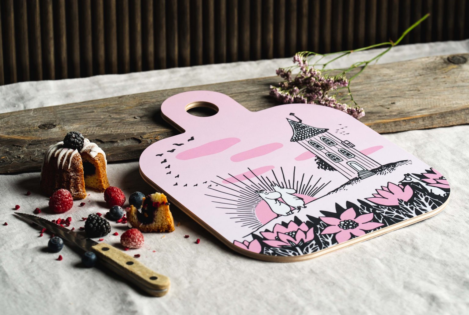 Celebrate friendship this Valentine’s Day – best Moomin gifts for friends