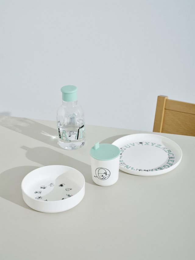RIG-TIG’s new Moomin cups and plates inspire children to play with words